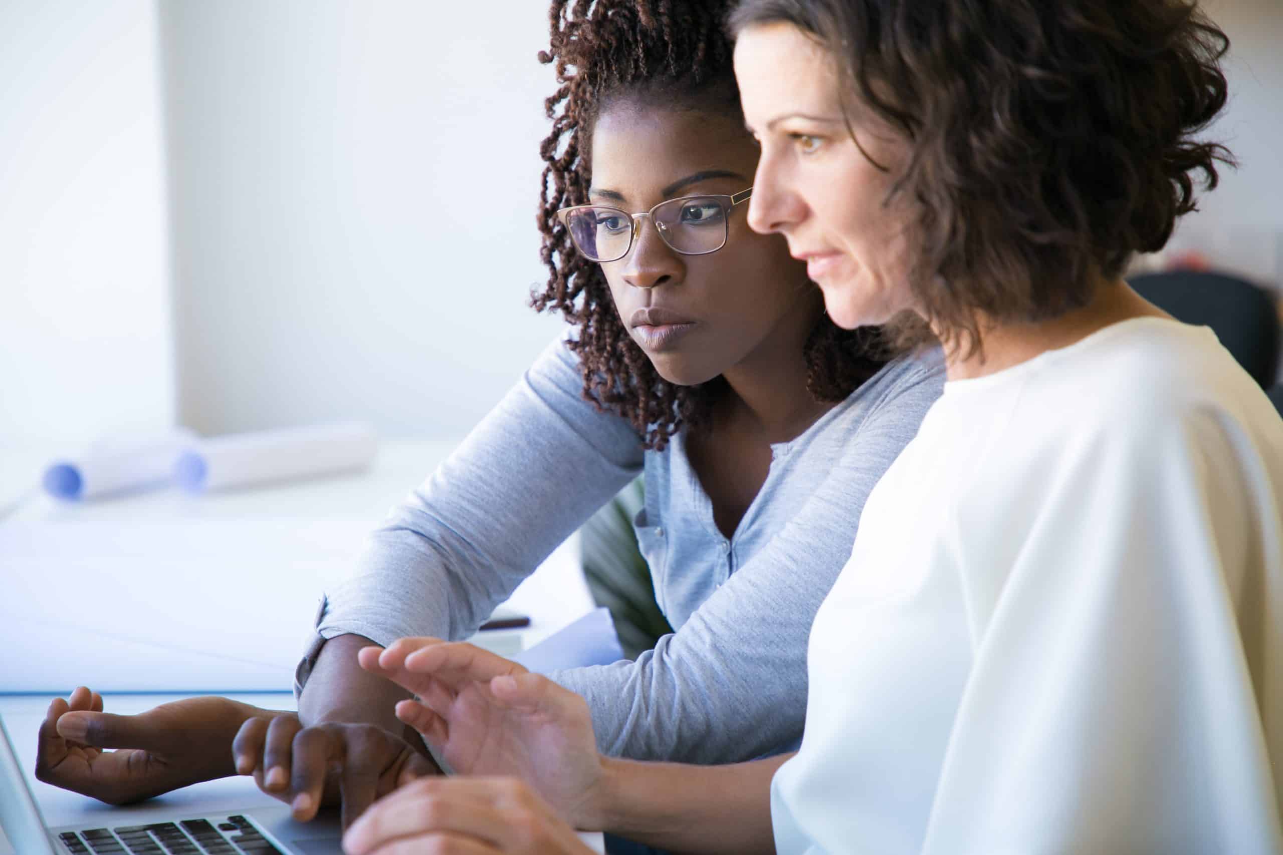 The Ultimate Guide to Administrative Assistant Jobs - Diversity Employment